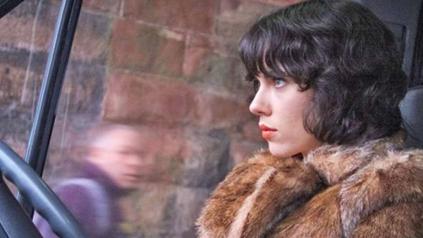 10 Great Sci-Fi Movies Where The Aliens Walk Among Us