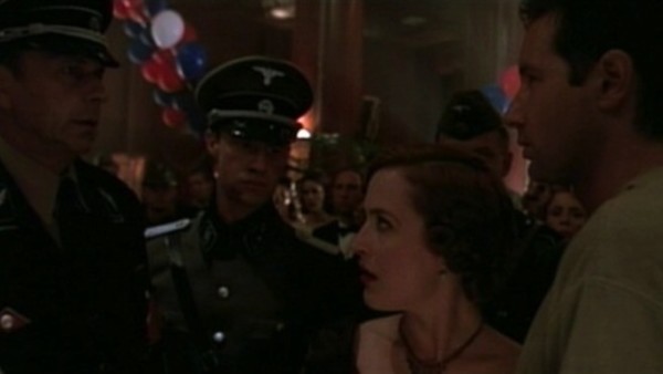 10 Incredible TV Scenes Shot In A Single Take – Page 4