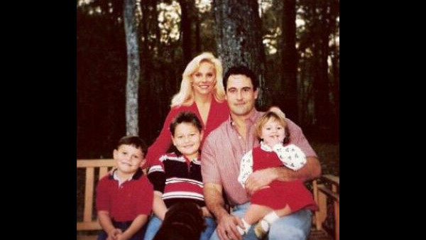36 Rare WWE Superstar Family Snaps You Need To See – Page 25