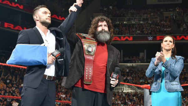 8 Ups And 6 Downs From Last Night's WWE Raw (Aug 22)