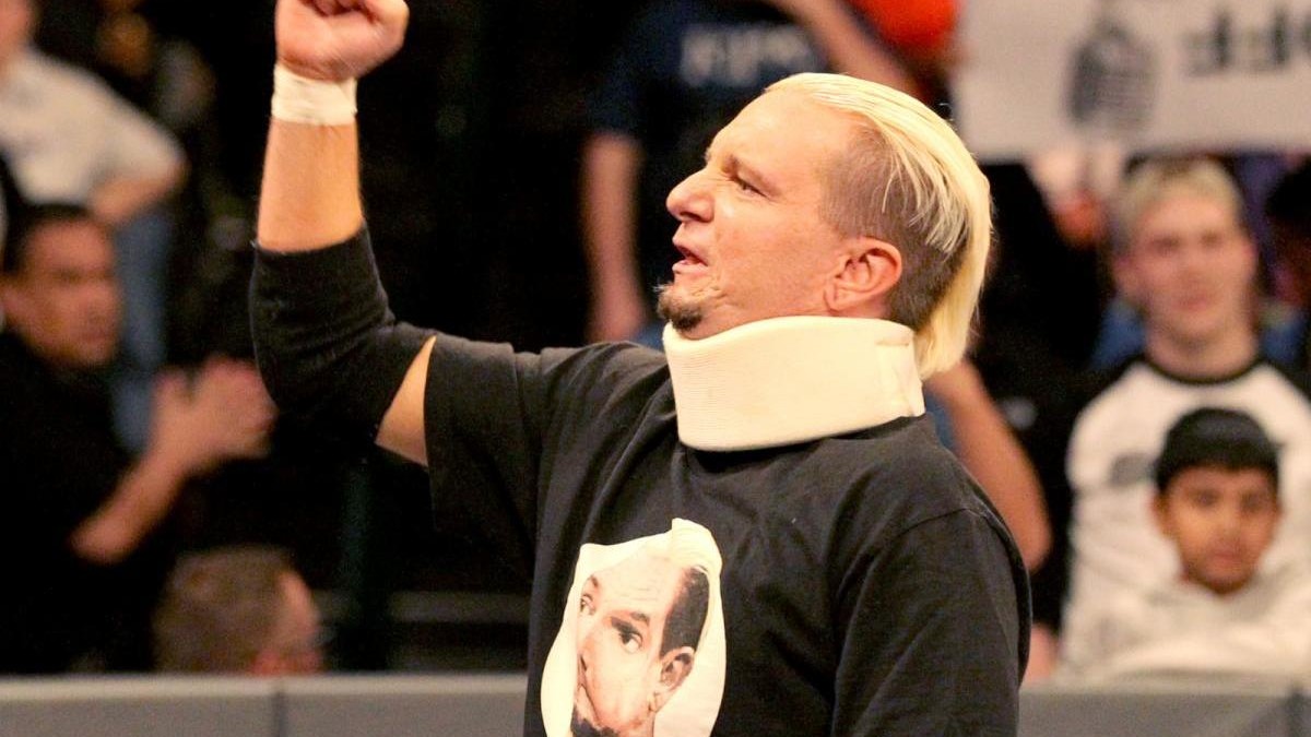 James Ellsworth Turns Heel At WWE TLC 2016