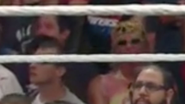 WWE Forces 'Famous Fan' To Switch Seats During RAW