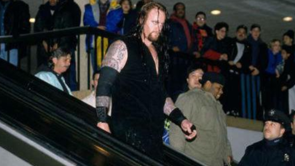 10 Most Unusual Locations For WWE Events