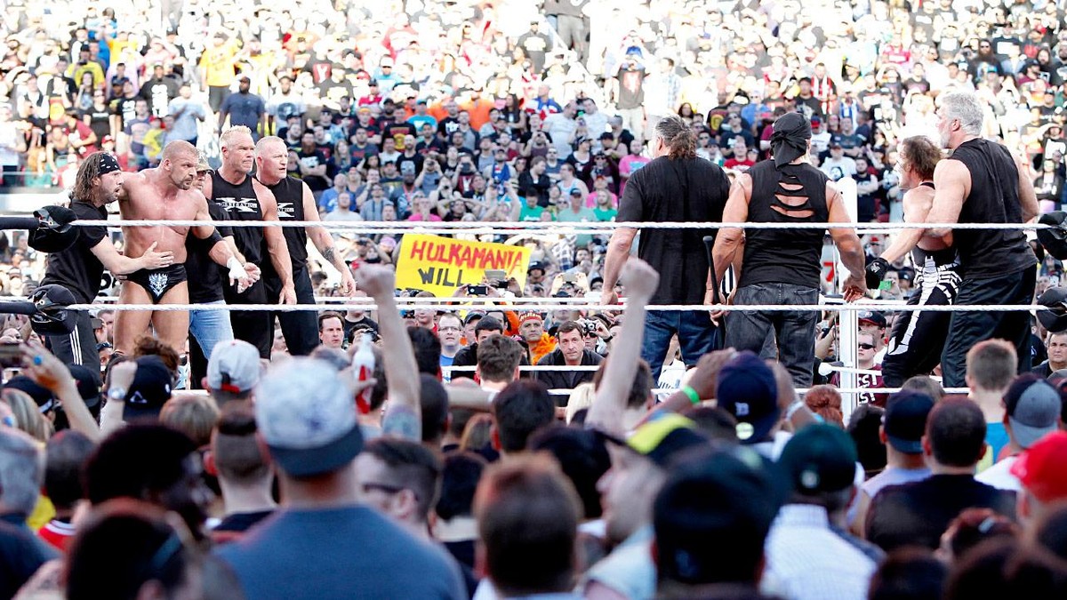 10 Perfectly Over-Booked Wrestling Trainwrecks – Page 4