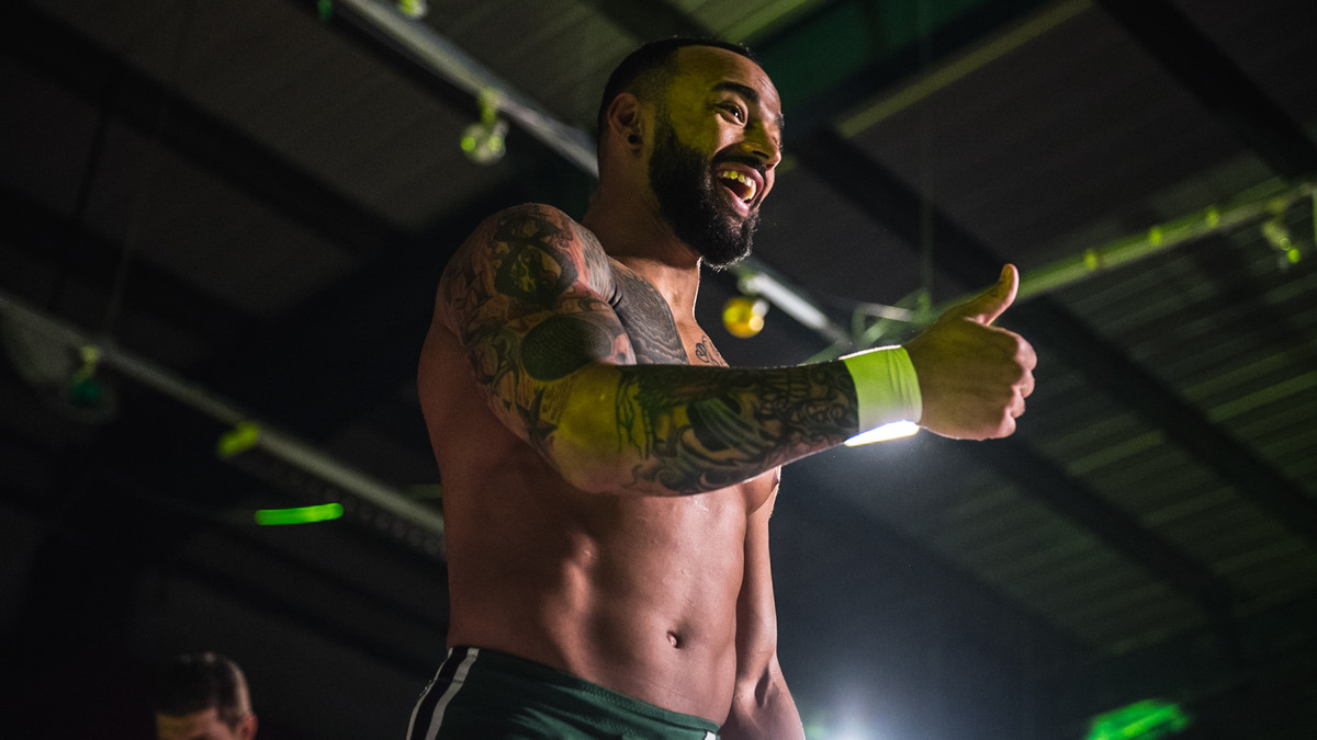 WWE Confirm Ricochet Signing