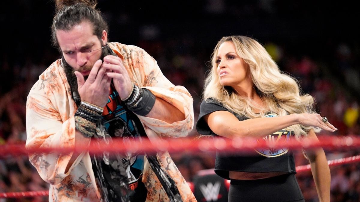 Trish Stratus Returns To WWE RAW