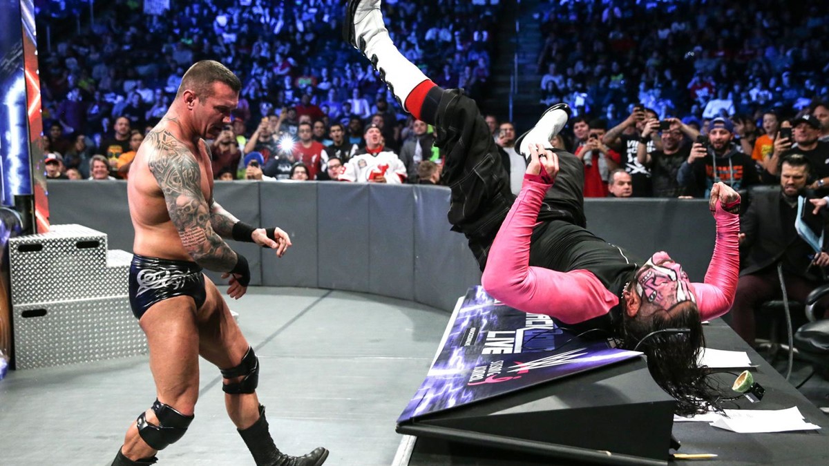 7 Ups & 4 Downs From Last Night's WWE SmackDown (Oct 23)