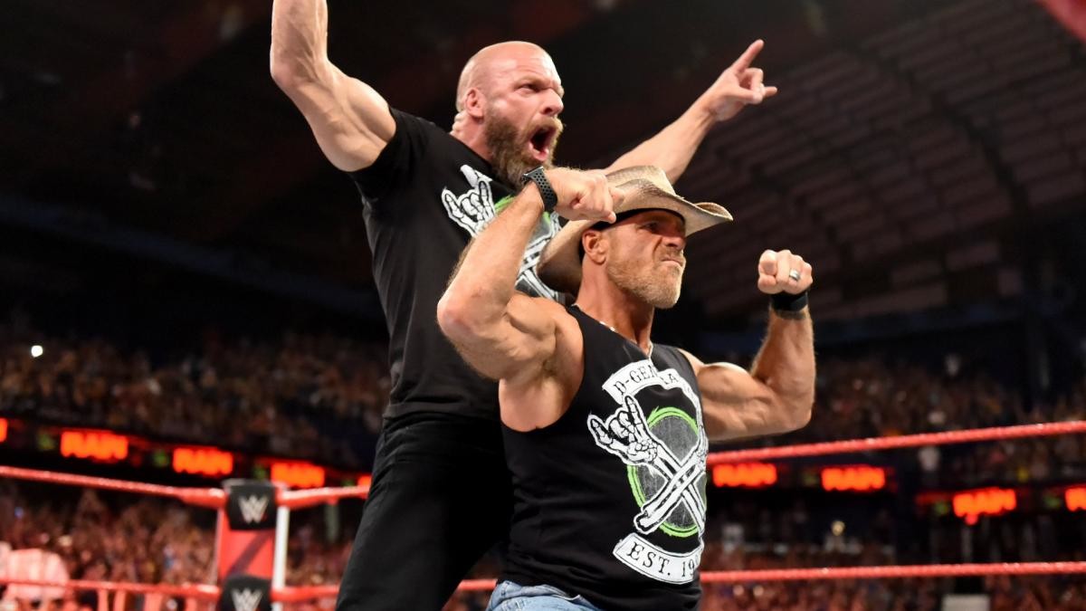 8 Ups And 6 Downs From Last Night's WWE Raw (Oct 8)