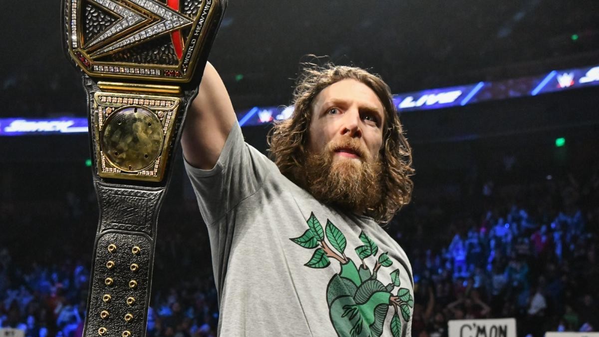 11 Ups & 4 Downs From Last Night's WWE SmackDown (Dec 4) – Page 2