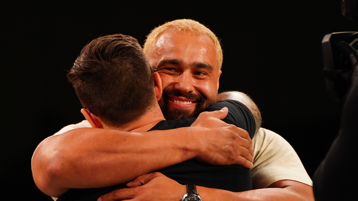 10 Strange Wrestling Debuts That Left Fans Bewildered