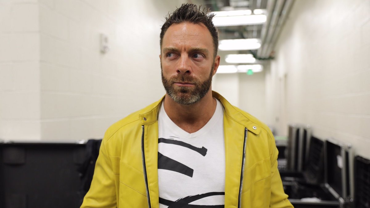 10 Things WWE Fans Need To Know About LA Knight