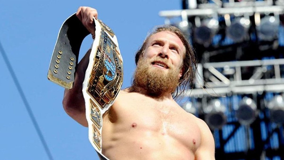 Daniel Bryan: Every WWE WrestleMania Match Ranked Worst To Best – Page 3