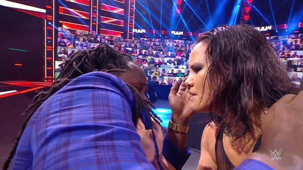 Intergender Match Booked For Next Week's WWE Raw?