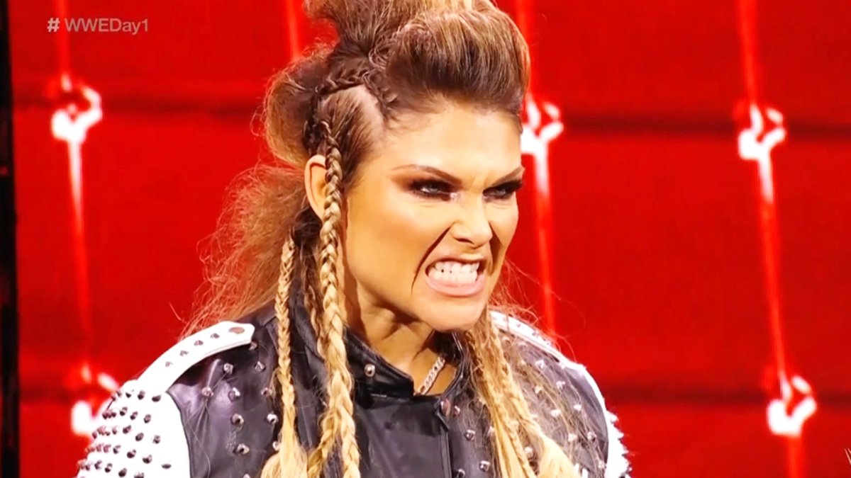 Beth Phoenix Returns At WWE Day 1