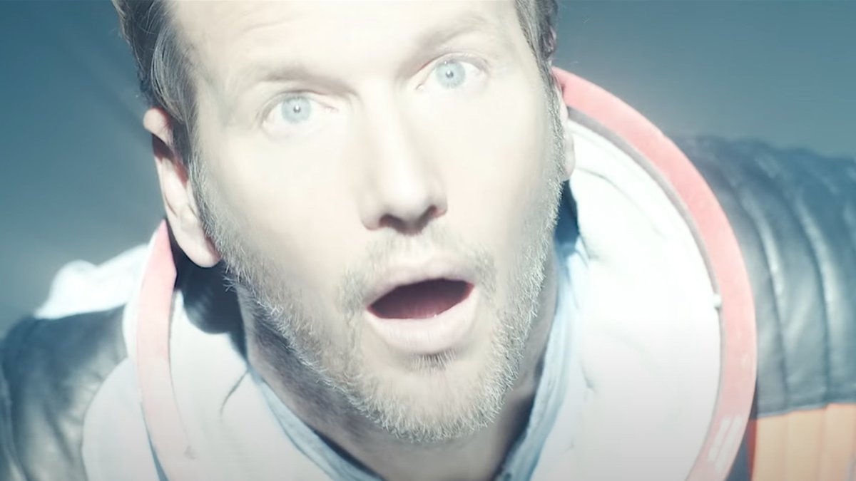 Moonfall Review: 4 Ups & 6 Downs