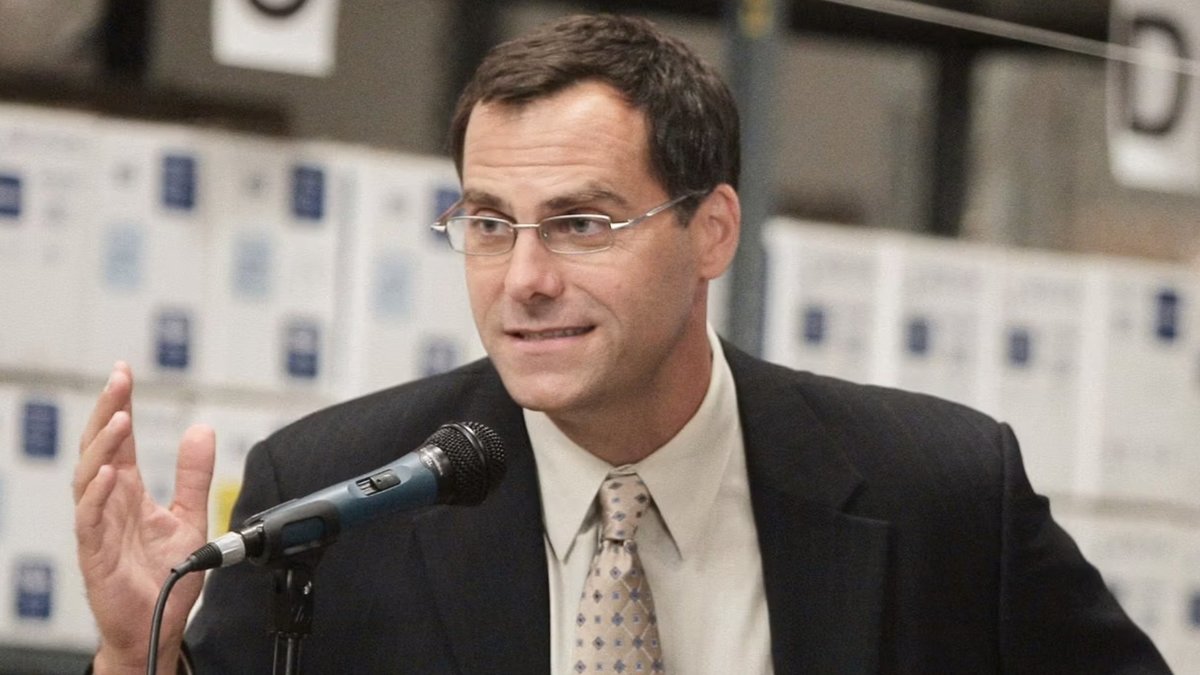 The Office: The Progressively Harder David Wallace Quiz?