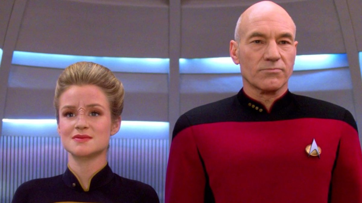 10 Incredible Times Star Trek Ensigns Saved The Day