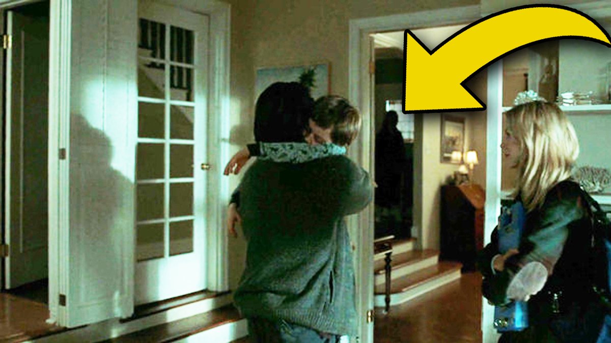 10 Horror Movie Mistakes Directors Refused To Fix Because The Acting ...