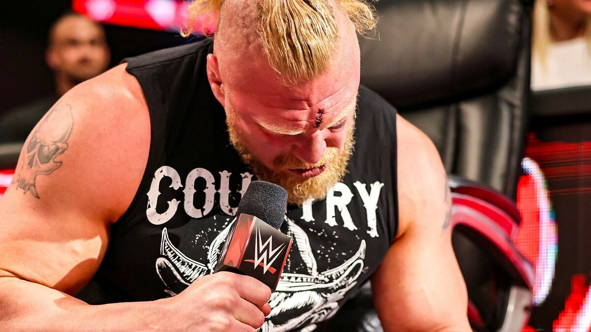 Real Reason WWE Used Fake Crowd Noise On This Week's Raw