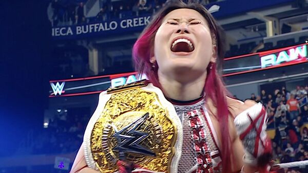 IYO SKY Wins Women's World Championship On Raw, Dethrones Rhea Ripley ...