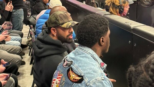Rapper Drake Attended Elimination Chamber 2025... And WWE No-Sold Him ...