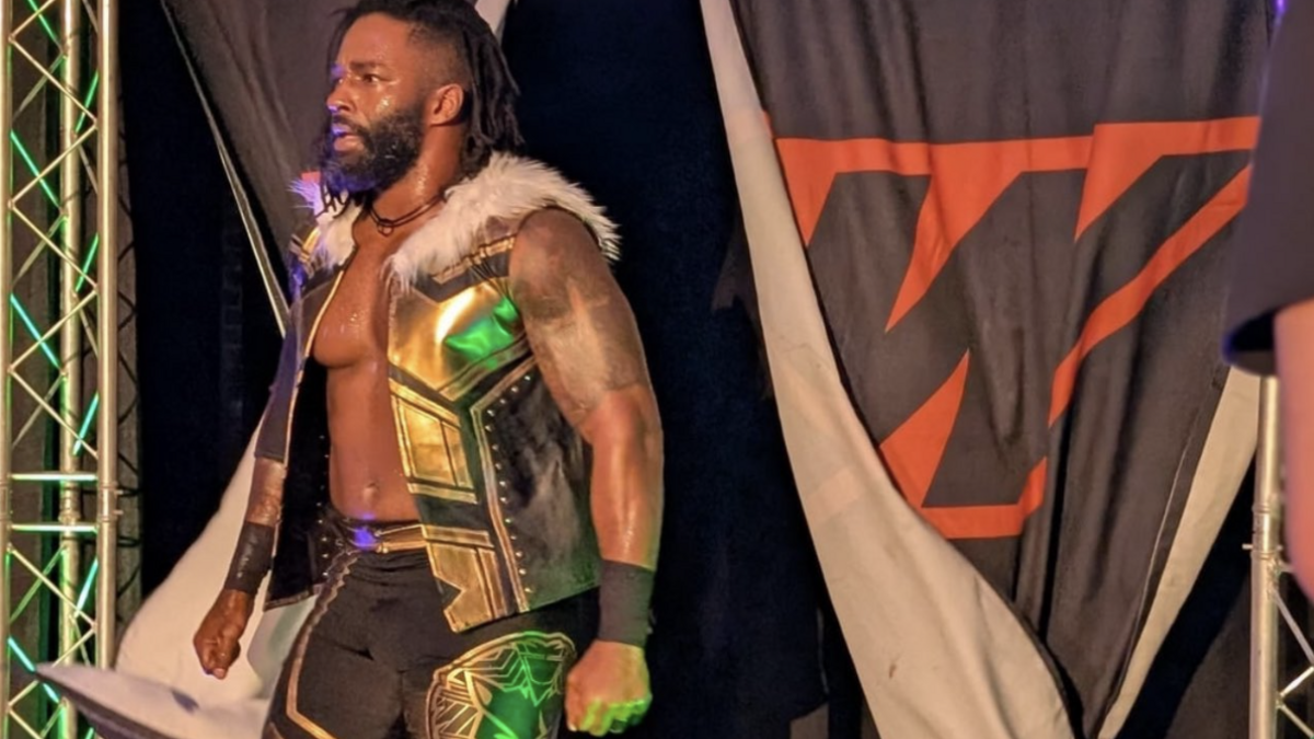 Ex-WWE Star Cedric Alexander Teases Joining The Hurt Syndicate (AEW News)