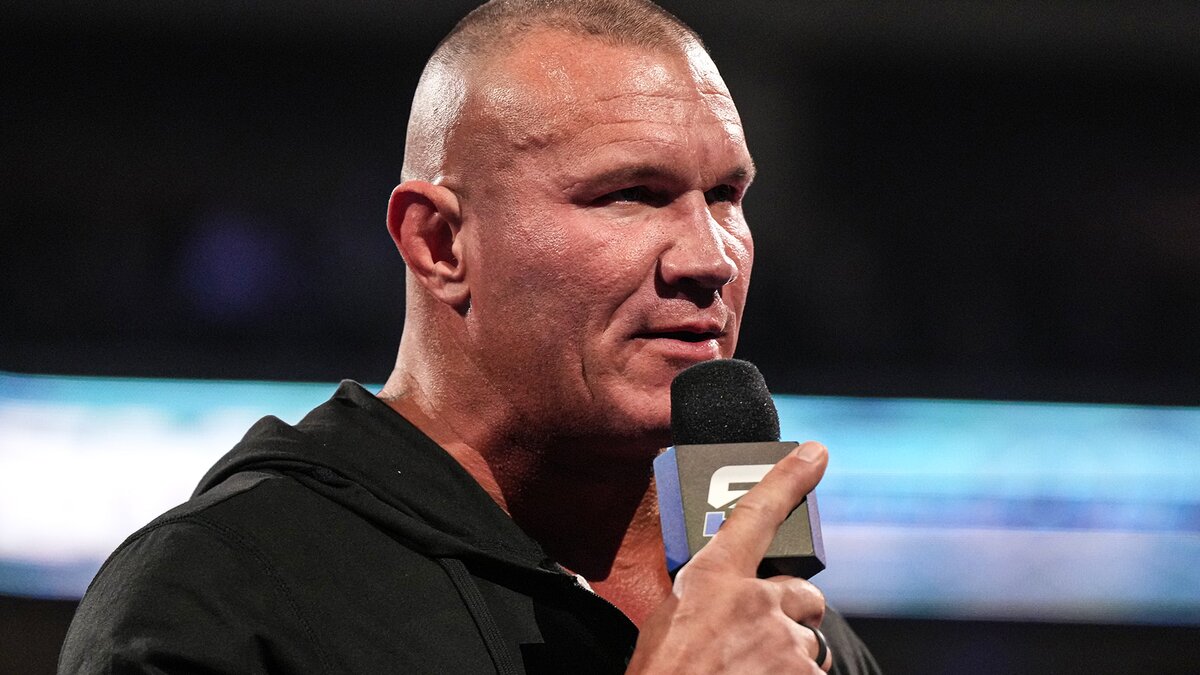 Mark Henry Believes RANDY ORTON Is Being Underused... (WWE News)