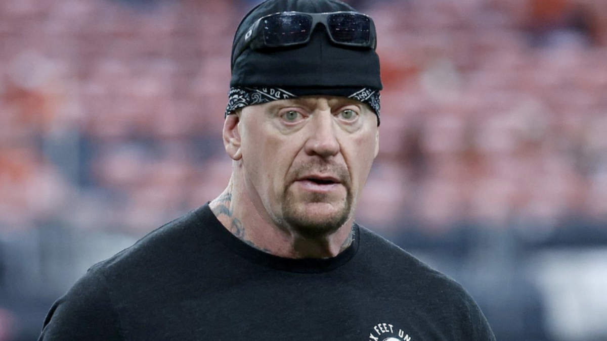 The Undertaker "On Board" For Joining WWE's Creative Team (WWE News)