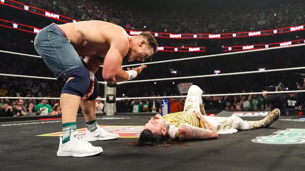 6 Ups & 3 Downs From WWE Monday Night Raw (10 November - Results & Review)